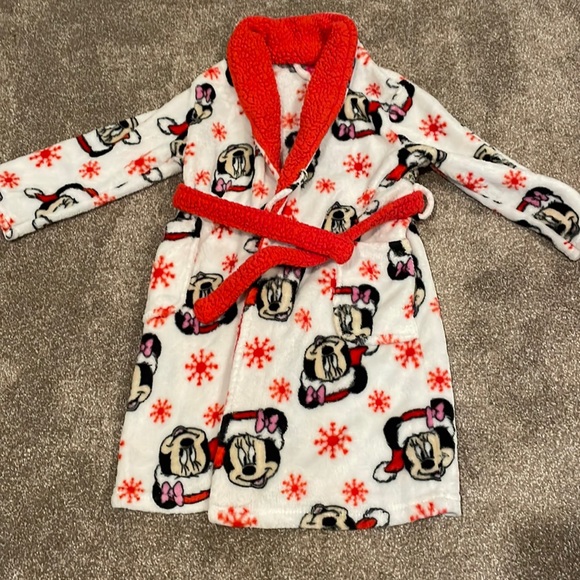 Disney | Pajamas | Minnie Mouse Robe | Poshmark